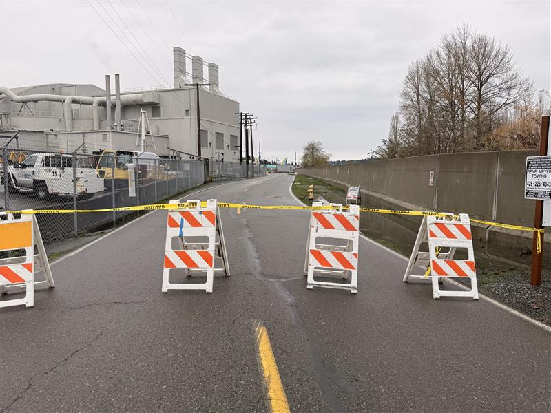 Rising Cedar River Causes Road Closures and Safety Warnings in Renton ...